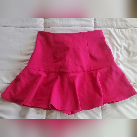 Zara | Shorts | Zara High Waisted Flowny Skort Womens M Barbie Pink ...